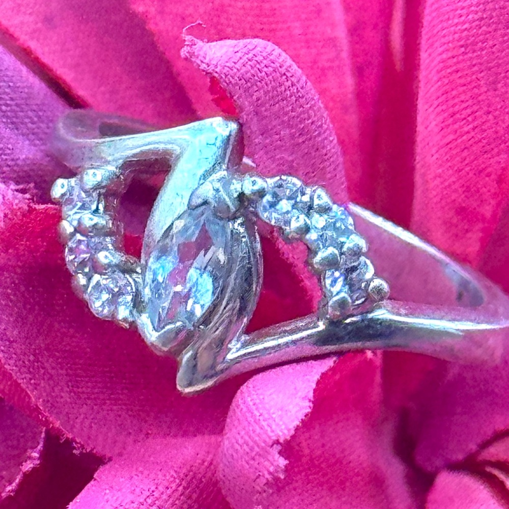 Sterling Silver Sapphire And Diamond Rj Promise Ring - Gem